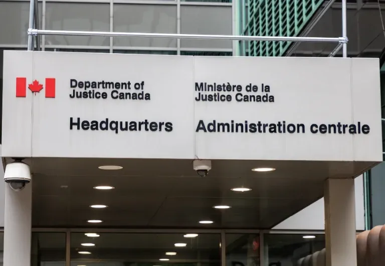 Ministère de la Justice du Québec recrute plusieurs profils avec des ...
